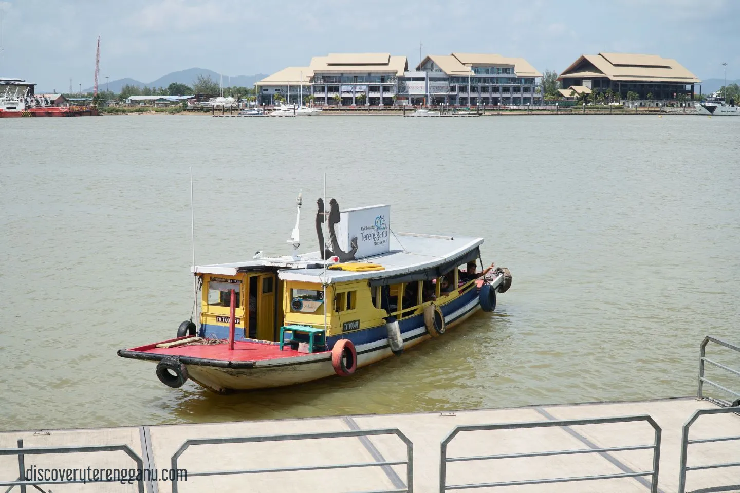 Jeti Bot Penambang Seberang Takir » Discovery Terengganu