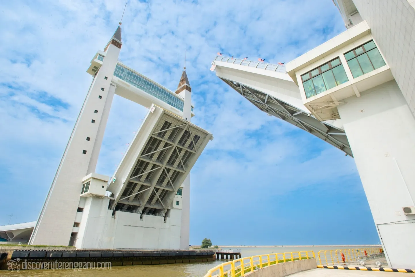 Jambatan Angkat Kuala Terengganu (Drawbridge) » Discovery Terengganu