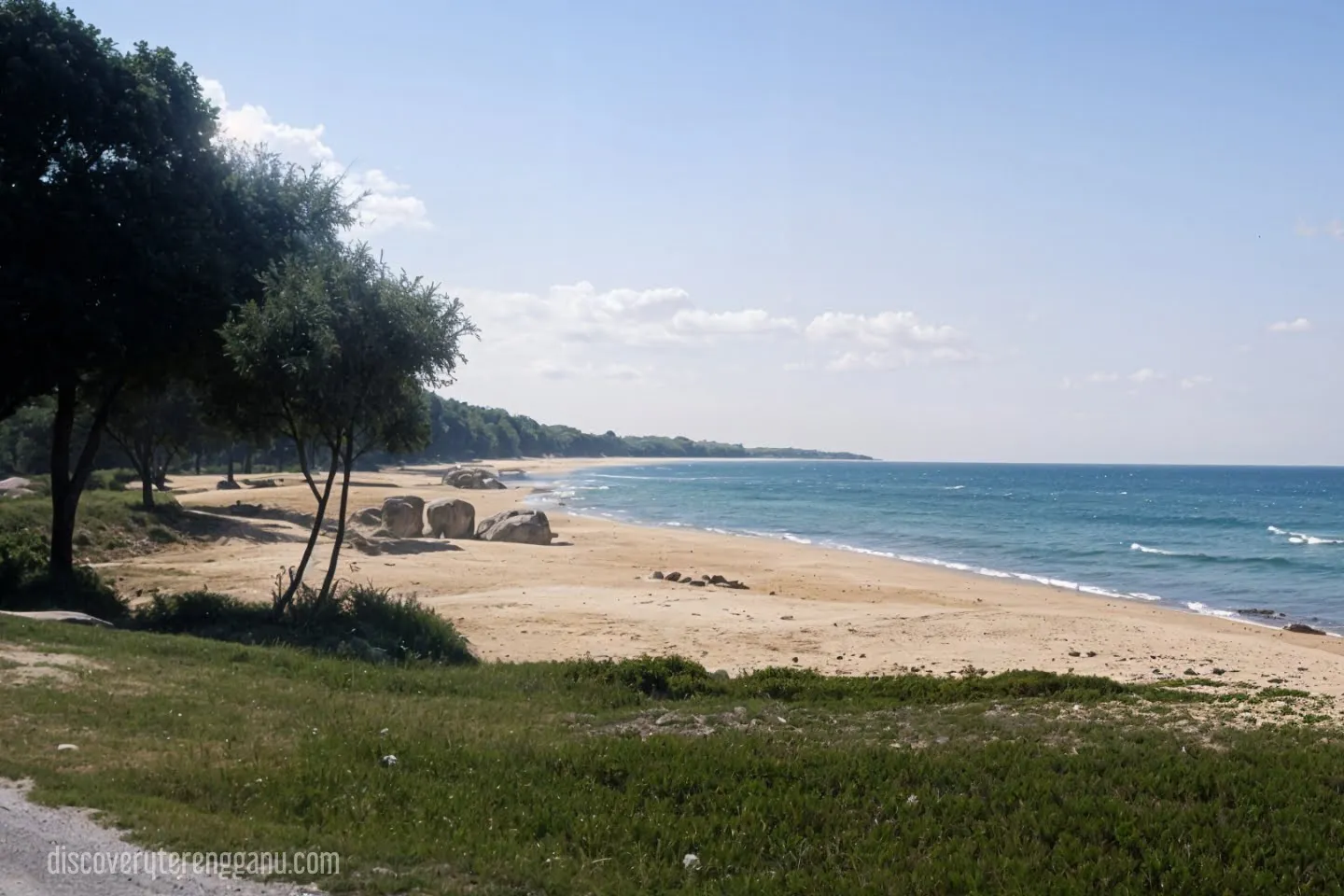 15 Pantai Tercantik di Terengganu untuk Healing & Picnic » Discovery ...